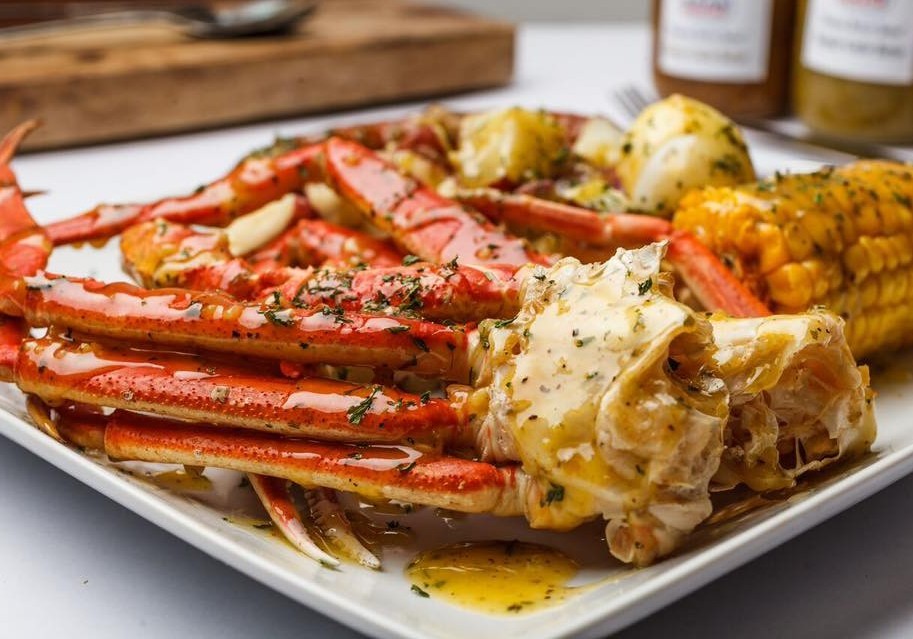 Krab Queenz | Visit Jackson